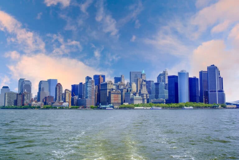 10 Iconic Rivers That Define The Cities They Pass Through - Author ...