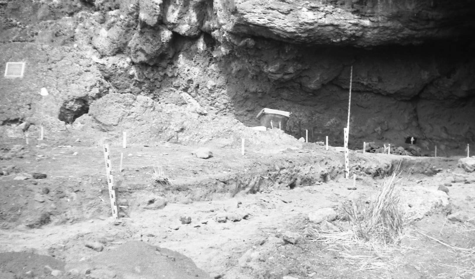 Oregon Cave Find Older Than Great Pyramid Shatters Human History ...